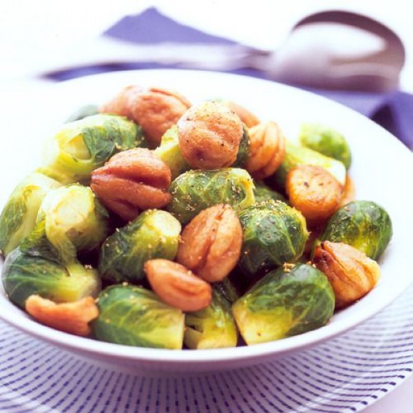 Spruitjes met kastanjes - recept - okoko recepten