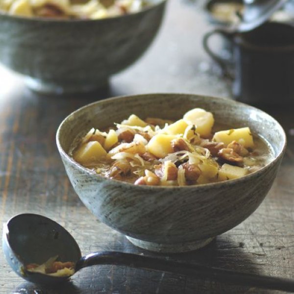 Bonensoep met spek en zuurkool - recept - okoko recepten