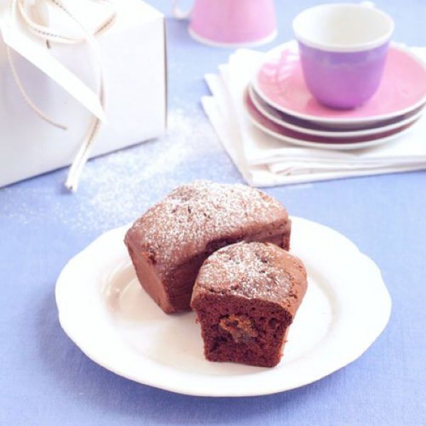 Chocoladecakejes gevuld met hazelnootpraline - recept - okoko recepten