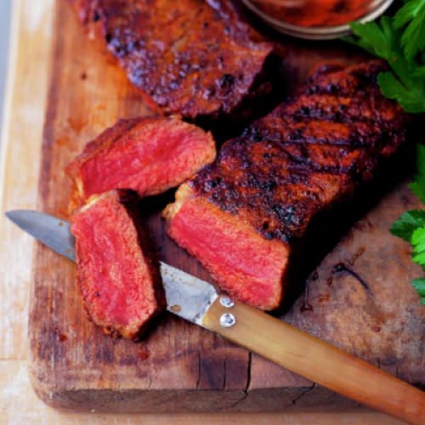Biefstuk van de barbecue - recept - okoko recepten Biefstuk van de barbecue - recept - okoko recepten