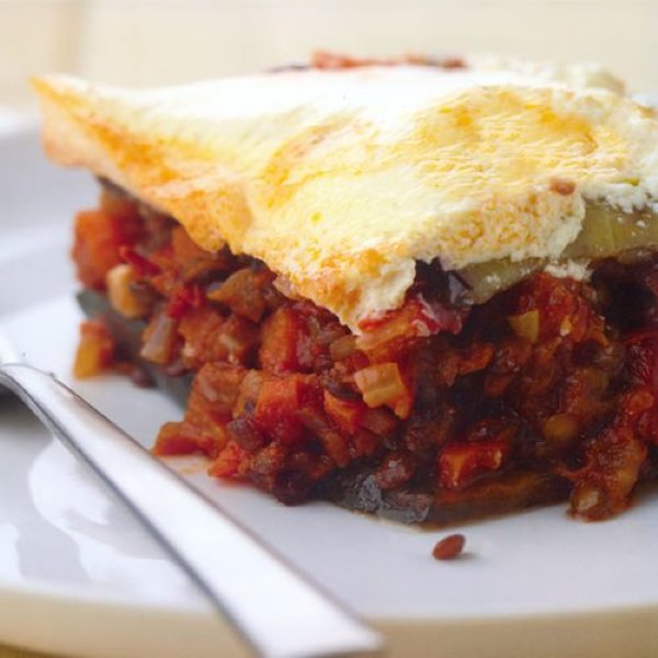 Moussaka met aubergine en linzen - recept - okoko recepten