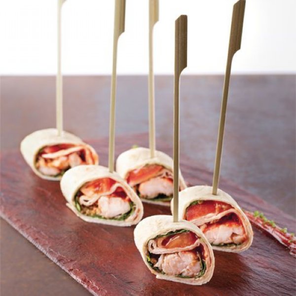 Wrap rolletjes met krab en tomaat - recept - okoko recepten
