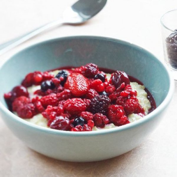 Havermoutpap met rood fruit - recept - okoko recepten