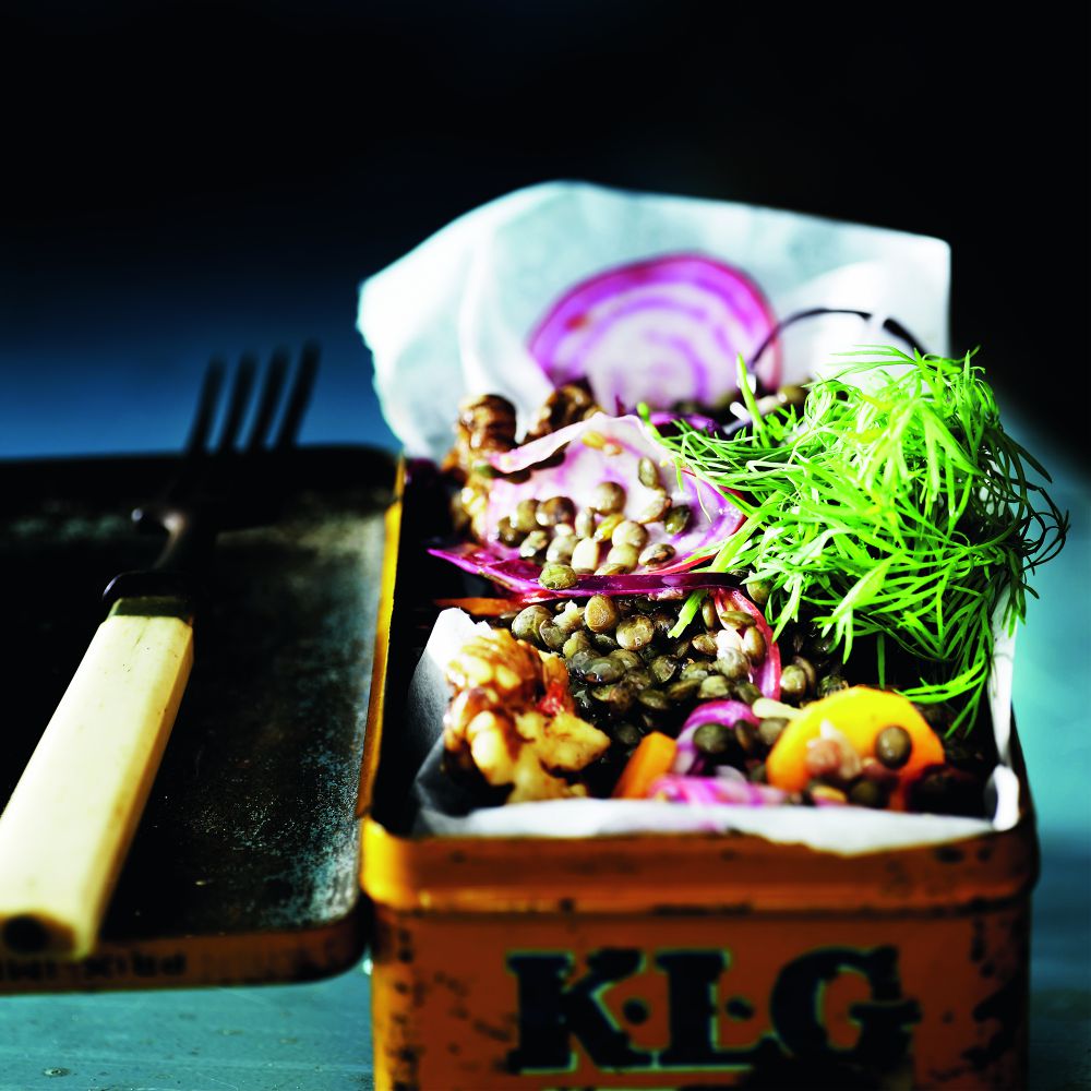 Groene linzen met wortel, bietjes en dille - recept - okoko recepten