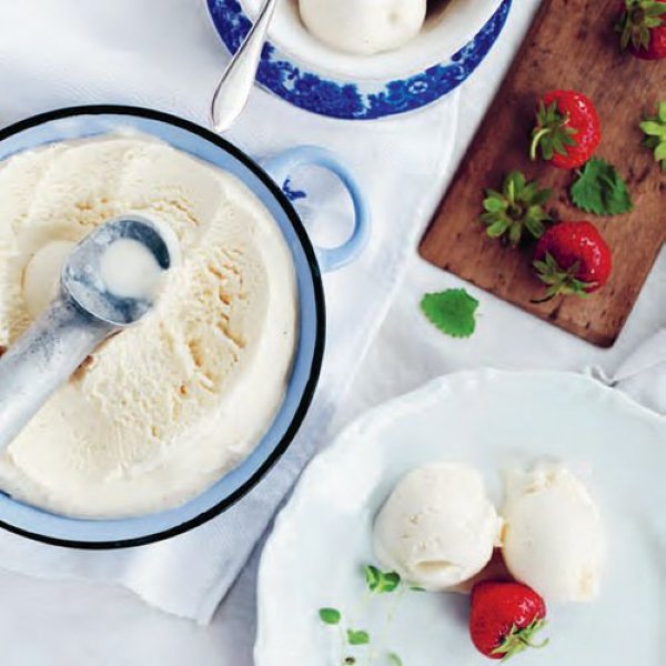 Snel vanille-ijs - recept - okoko recepten