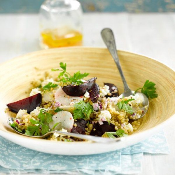 Quinoa met daikon en geroosterde bietjes - recept - okoko recepten