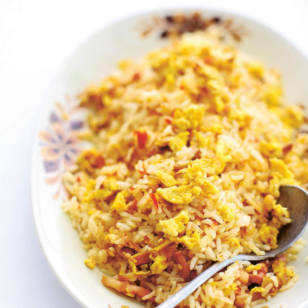 Kruidige gebakken rijst met spekjes - recept - okoko recepten