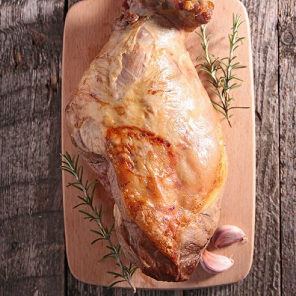 Lamsbout met artisjokharten - recept - okoko recepten